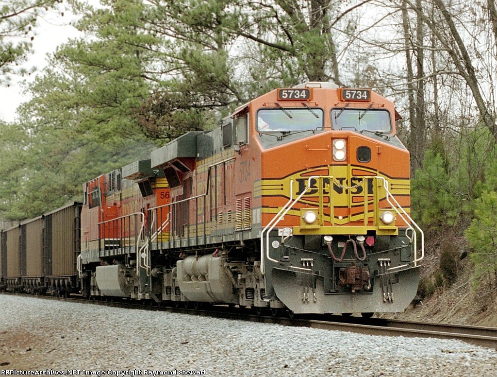 BNSF 5734